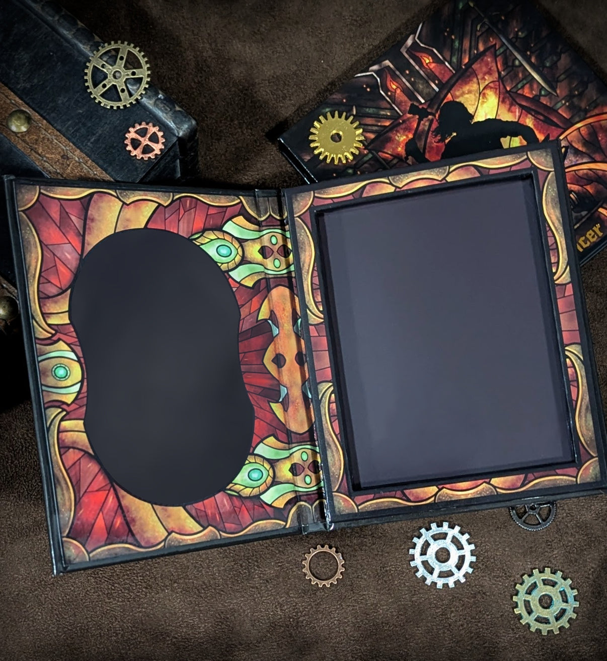 Crafter’s Journal Empty Magnetic Palette – Fantasy Cosmetica